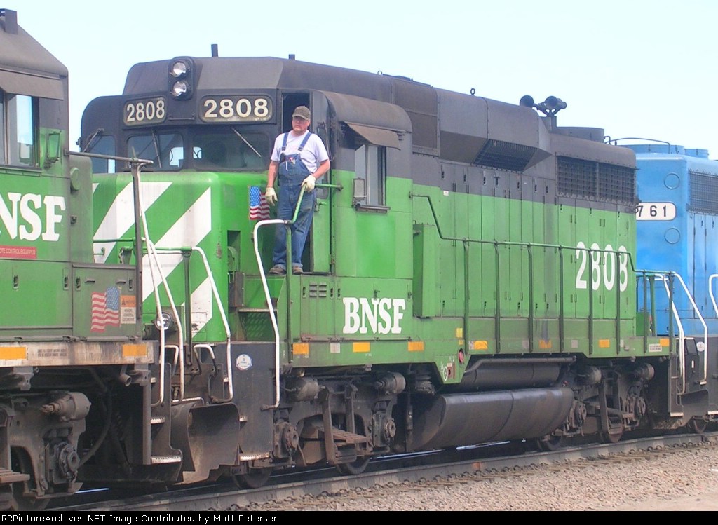 BNSF 2808
